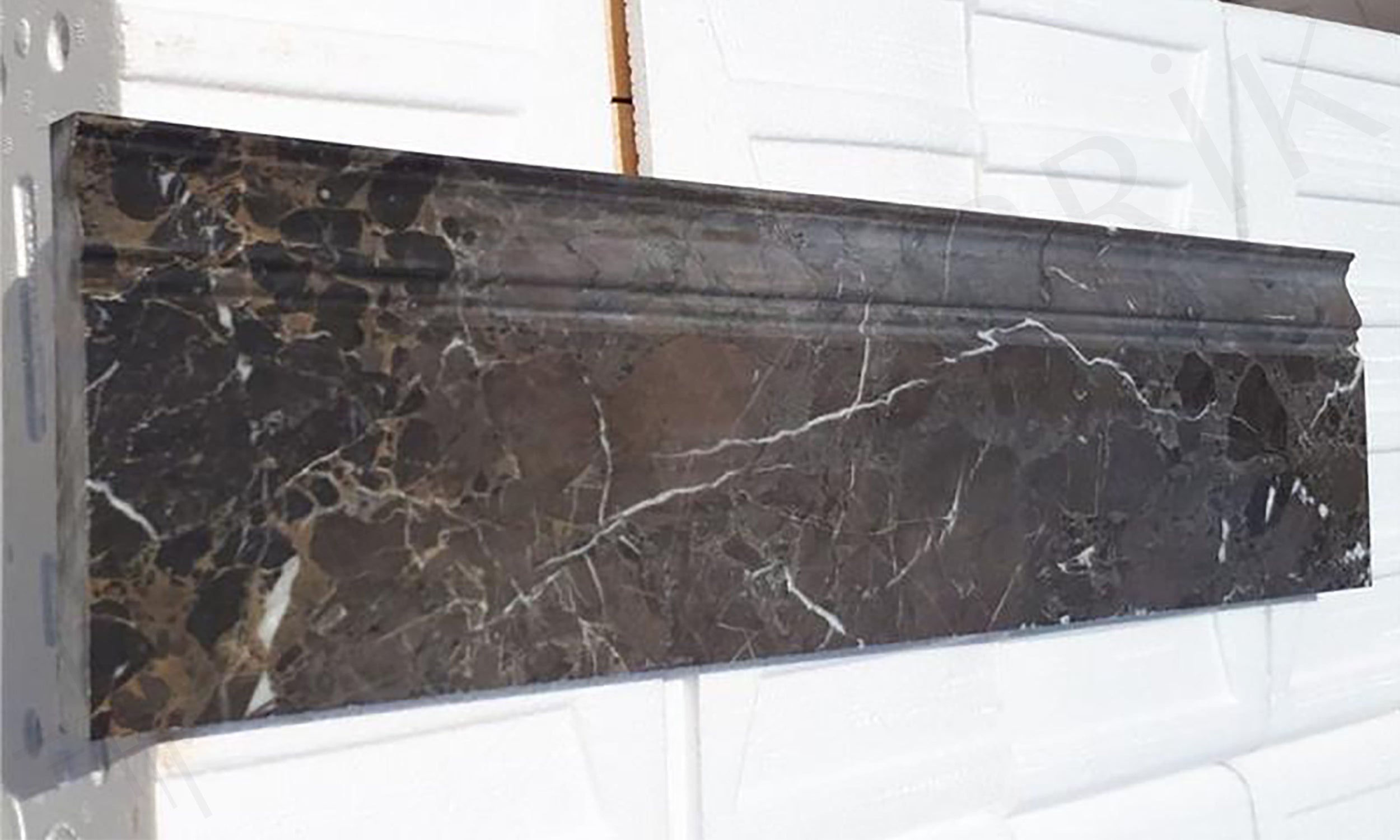 Baseboard Molding | Natural Stone | Marble | Travertine - Fabrikstone