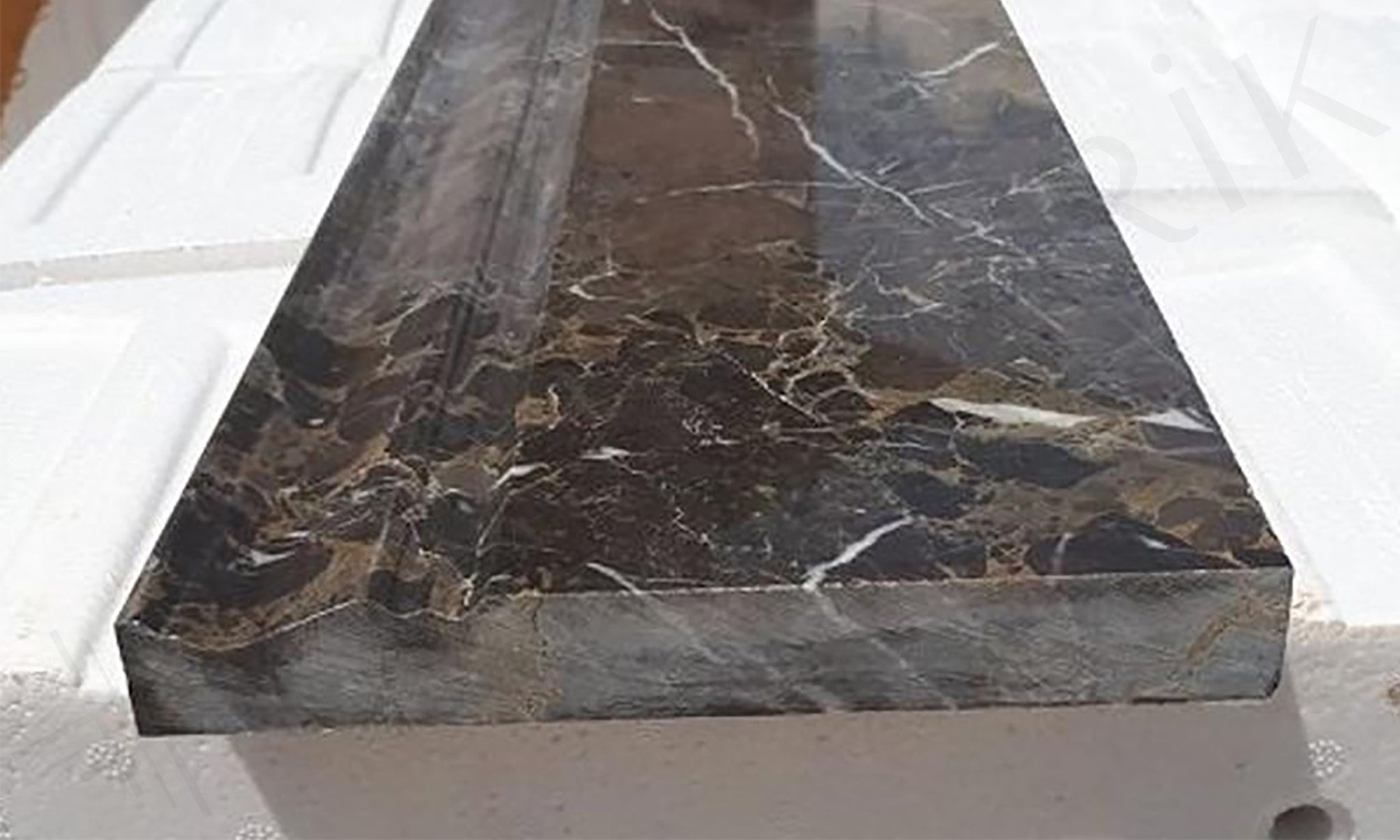 Baseboard Molding | Natural Stone | Marble | Travertine - Fabrikstone