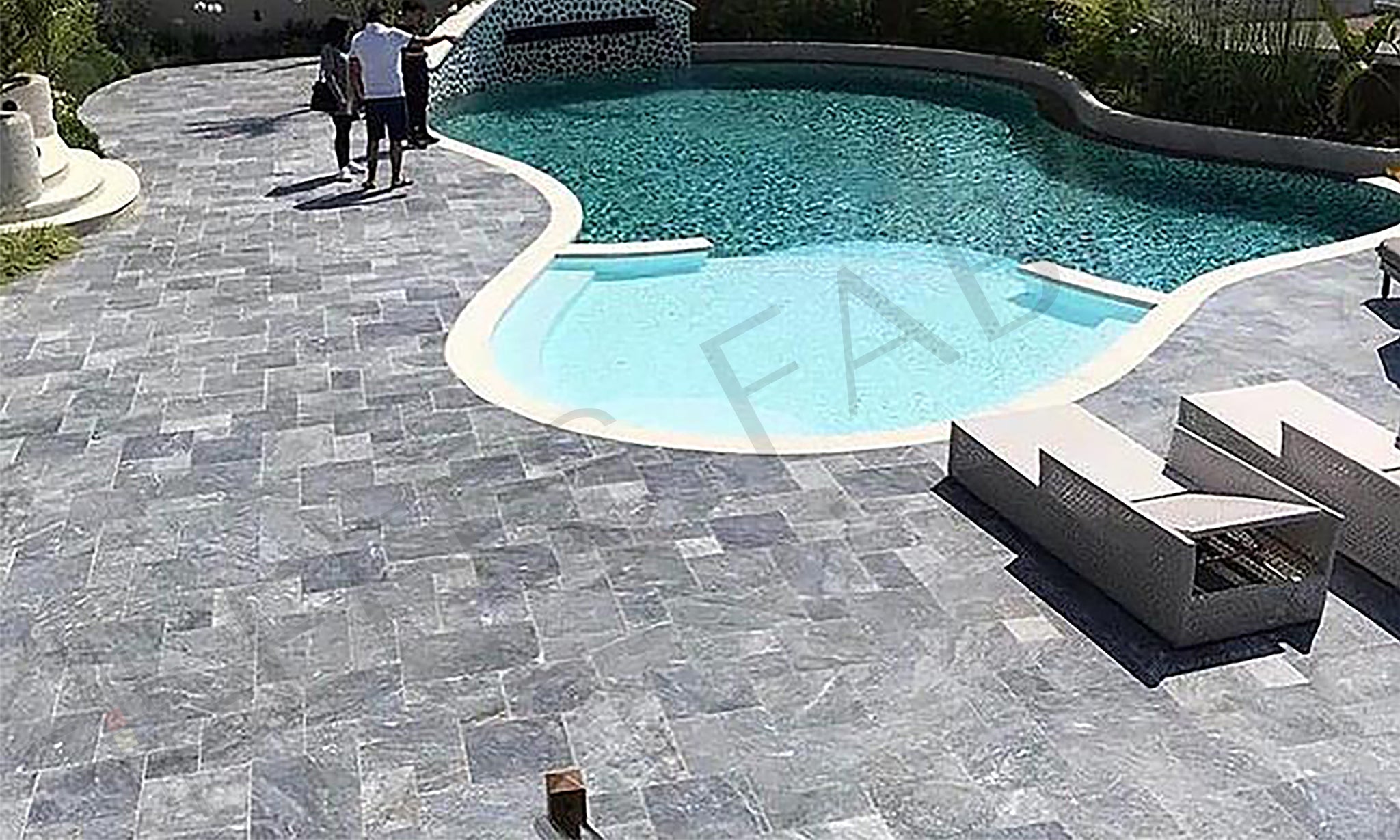 Cumulus Gray Tumbled Marble | Grey | Blue | Natural Stone - Fabrikstone
