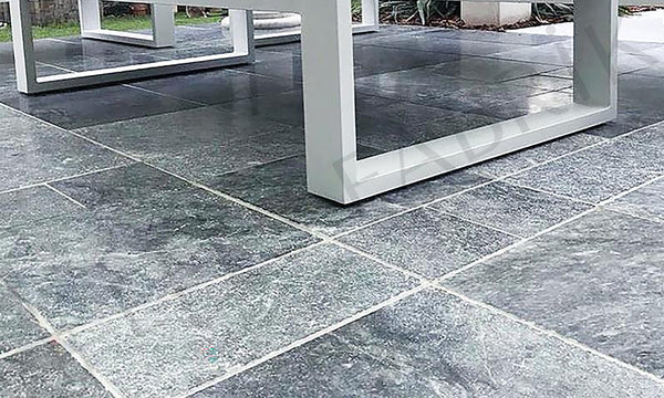Cumulus Gray Tumbled Paver - Fabrikstone