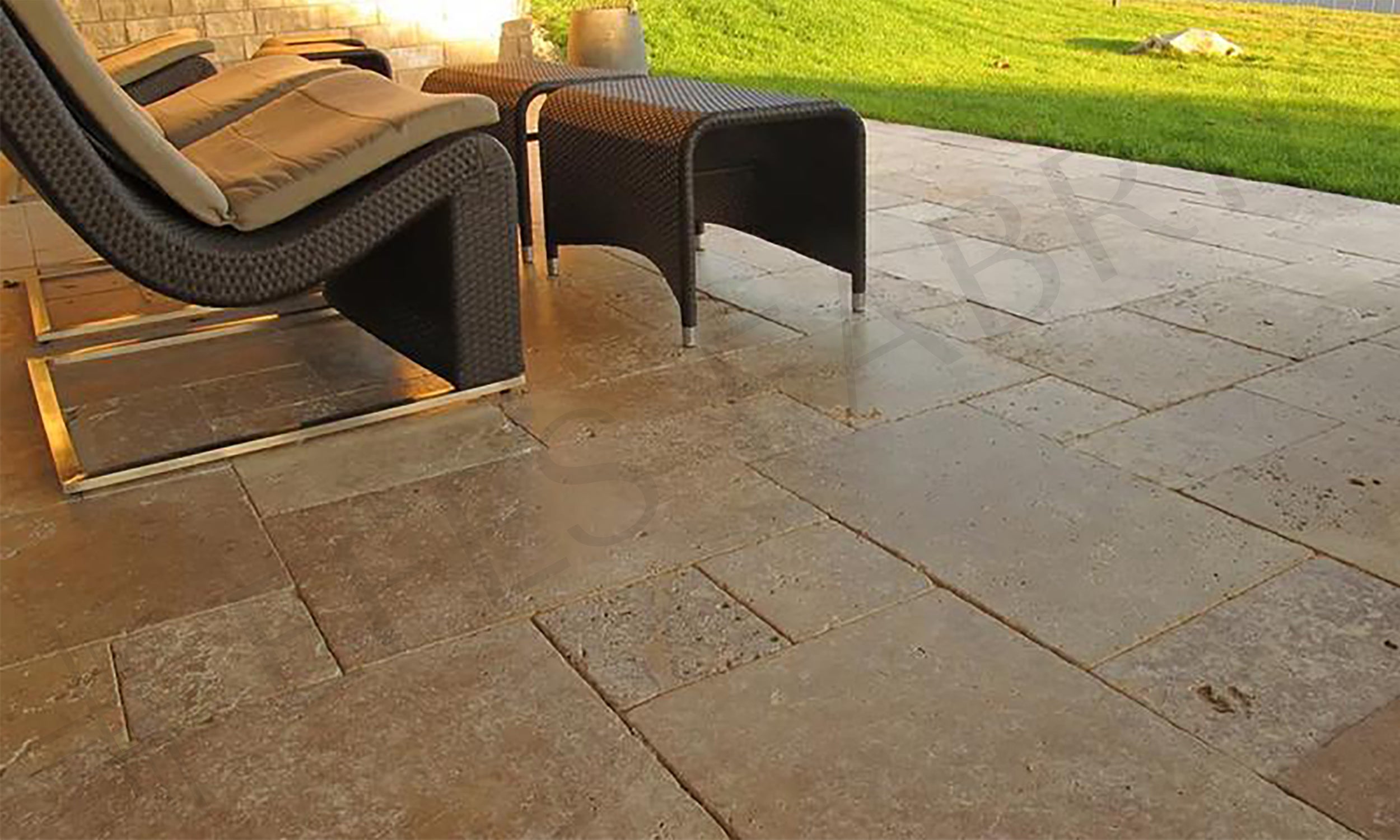 Noche Travertine Paver | Natural Stone | Pool | Outdoor Design ...