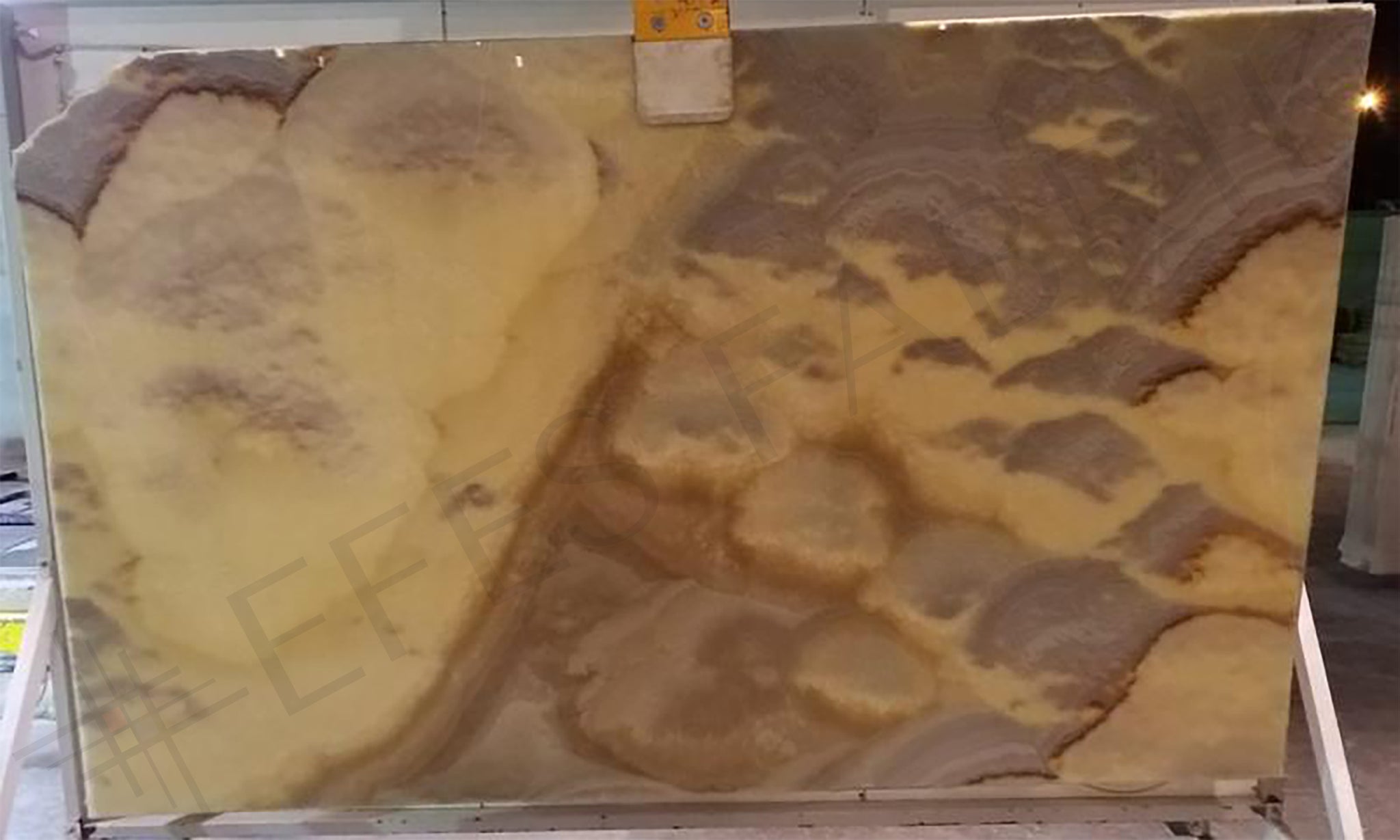 Onyx Honey Comb Slab - Fabrikstone