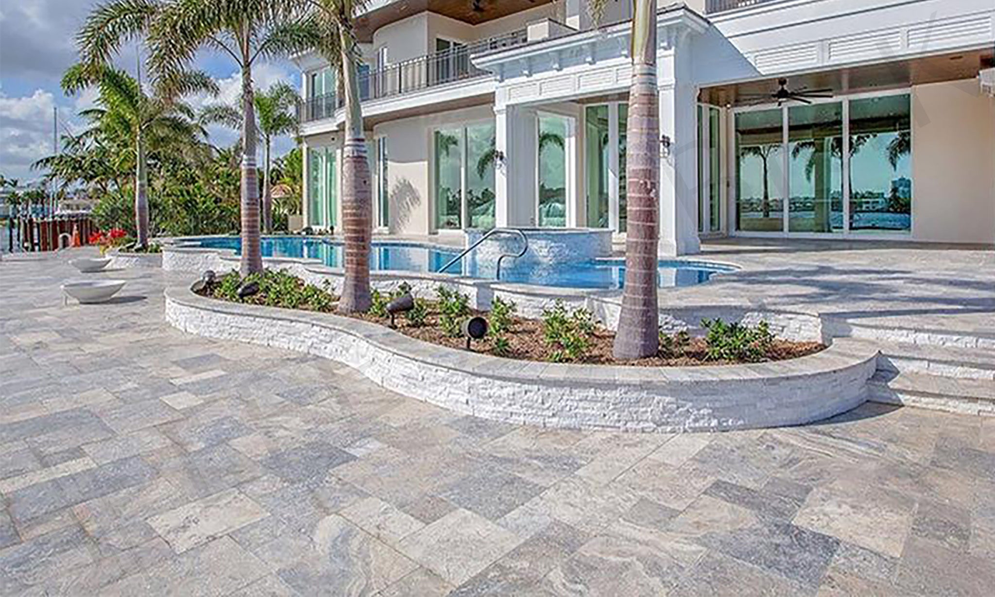 Silver Gray Travertine Paver - Fabrikstone